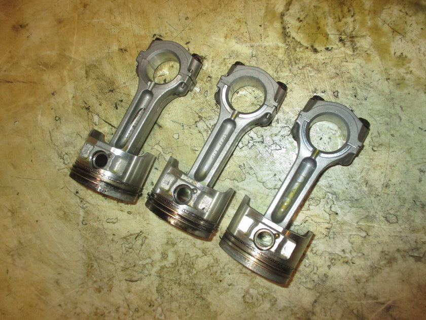 Mercury 25hp 4 Stroke outboard Piston and Rod Set of 3 | Strouds Marine