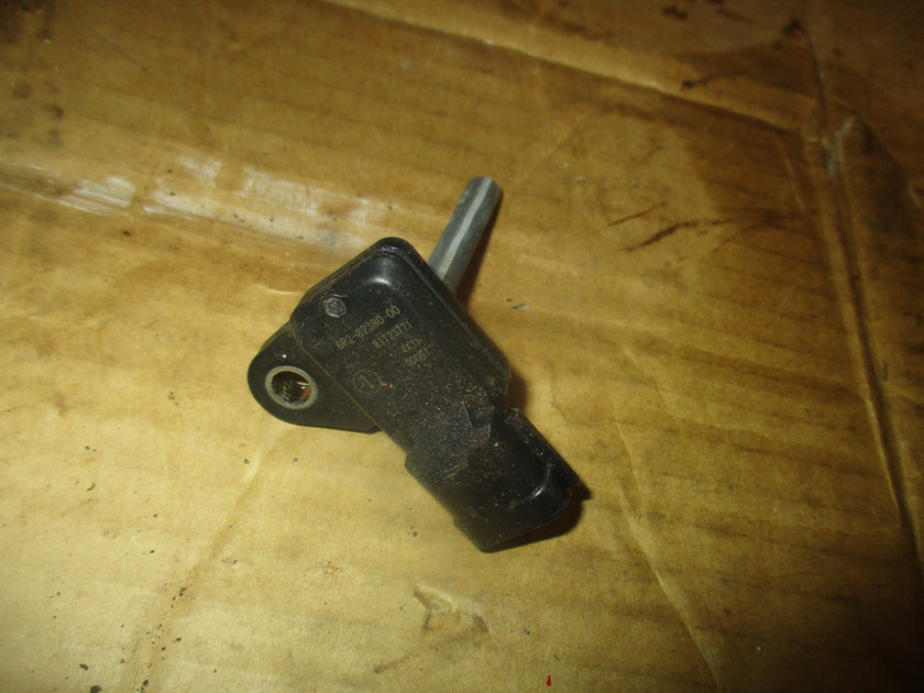 Yamaha 250hp 4 stroke 3.3L outboard Map Sensor 63P-82380-00 | Strouds ...