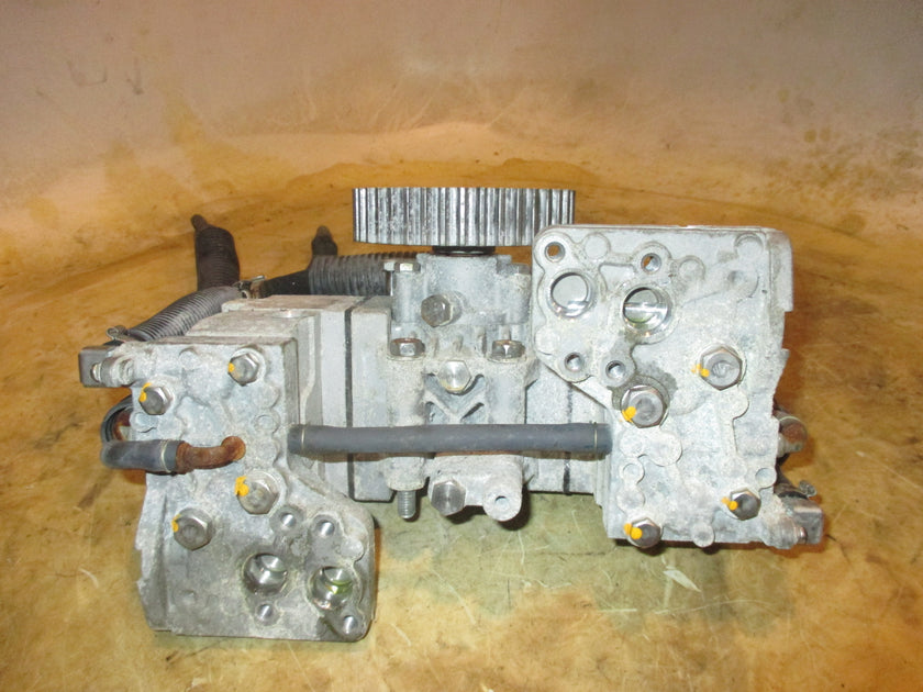 Yamaha 250hp HPDI outboard fuel injection pump (60V-13910-00) | Strouds ...