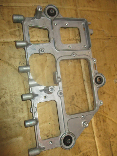 Yamaha 90hp 2 stroke outboard Electronics Mounting Bracket | Strouds Marine