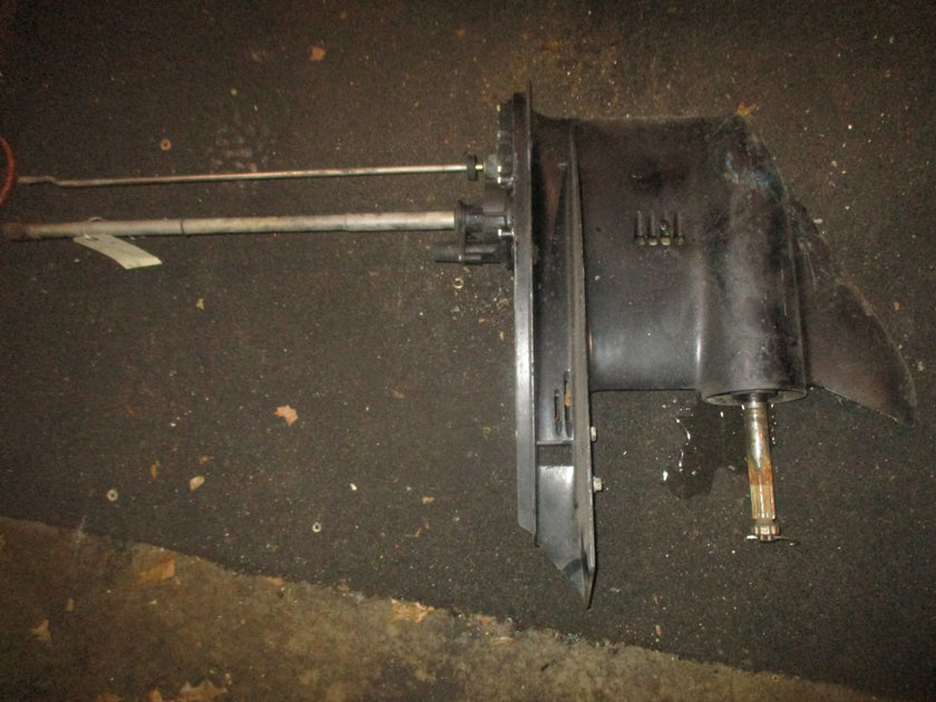Evinrude 225hp 2 stroke outboard 25" shaft lower unit | Strouds Marine