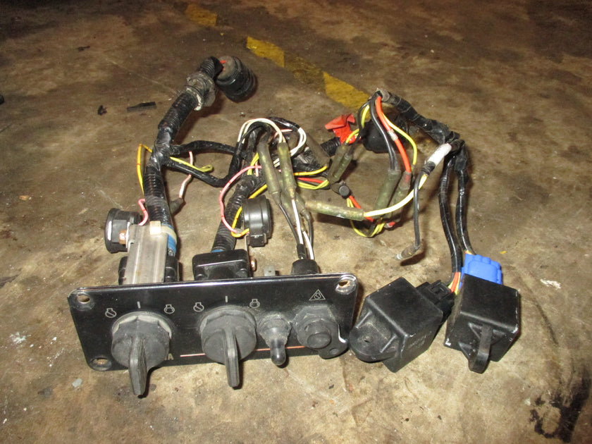 Yamaha outboard command link dual ignition switch | Strouds Marine