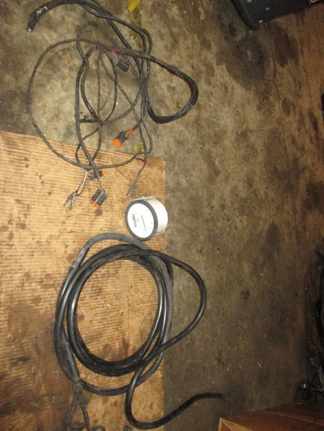 Johnson/evinrude outboard 15ft BRP rigging harness with tac and monito ...