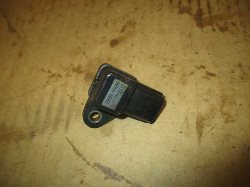 Suzuki DF60 4 stroke outboard map sensor (18590-80C40) | Strouds Marine