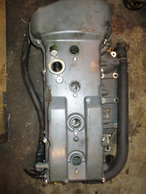 Suzuki DF115 outboard cylinder head | Strouds Marine