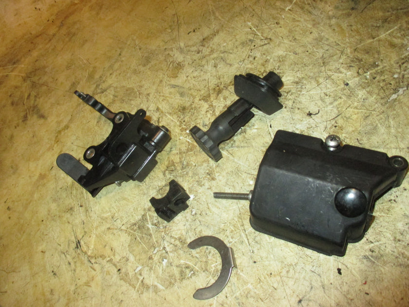 Mercury 25hp 2 Stroke Outboard throttle bracket | Strouds Marine