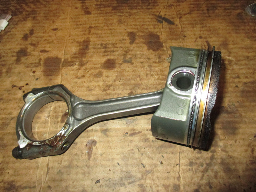 Yamaha 4.2L 300hp outboard piston and rod (1) | Strouds Marine