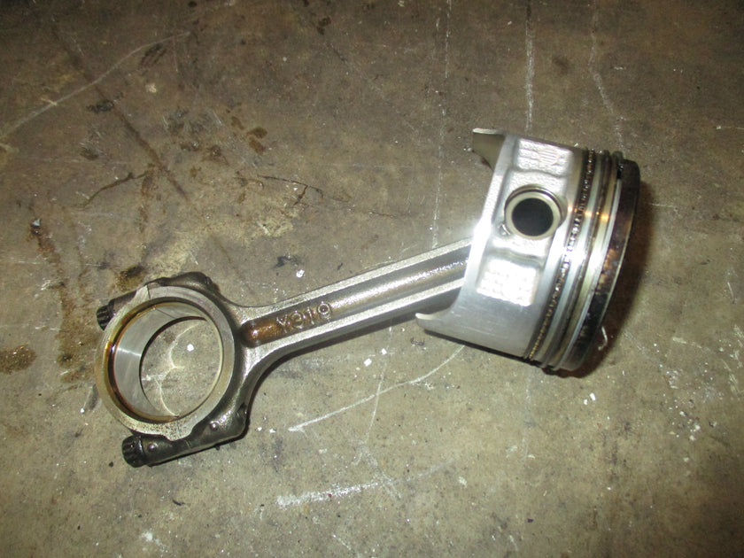 Yamaha 70hp 4 stroke outboard Piston and Rod set of 3 6Cj-00 | Strouds ...