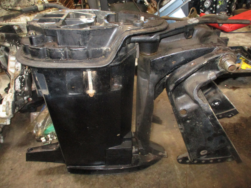 Mercury XR2 150hp 2 stroke outboard 20" shaft mid section | Strouds Marine