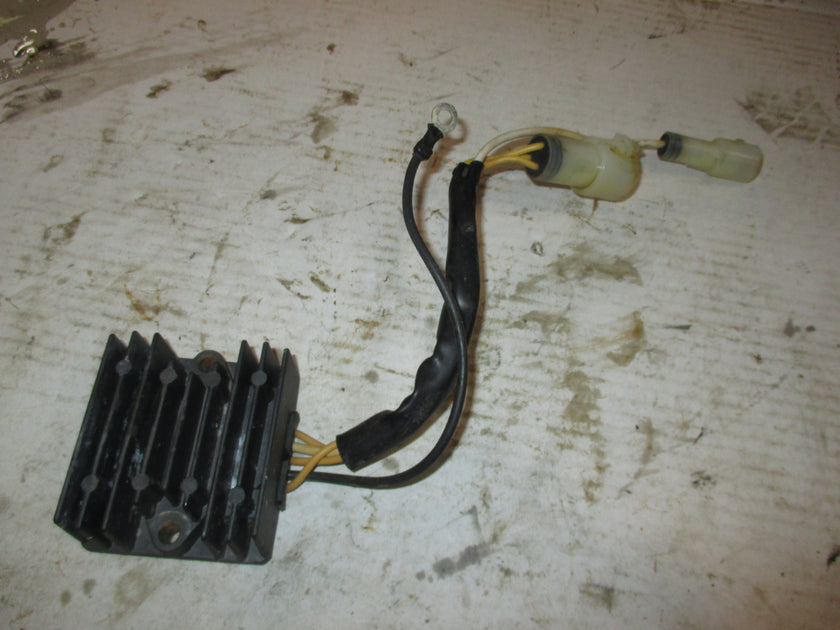 Suzuki DF70 70hp outboard rectifier regulator (32800-92E20) | Strouds ...