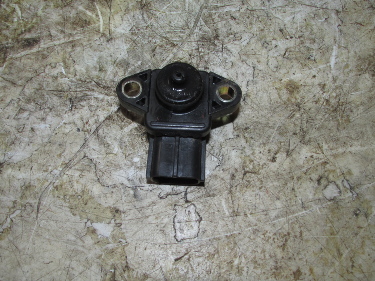 Suzuki DF140 140hp 4 Stroke Outboard Map sensor (18590-72F21) — Strouds ...
