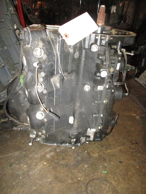Evinrude Ficht 150hp 2 stroke outboard crankcase powerhead | Strouds Marine