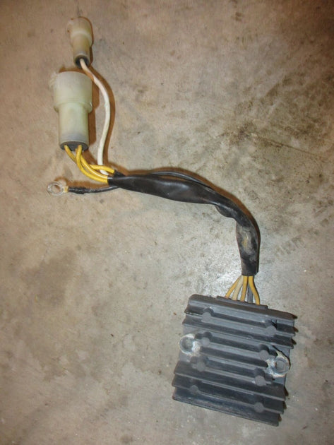 Suzuki DF70 70hp outboard rectifier regulator (32800-92E20) | Strouds ...