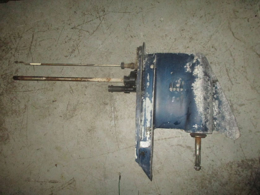 Johnson Ocean Runner 225hp outboard lower unit with 25" shaft | Strouds ...