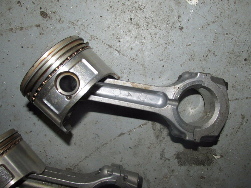 Nissan outboard 18hp 4-stroke piston and rod | Strouds Marine