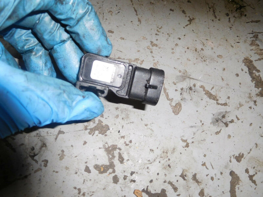 Mercury 150 hp outboard optimax pressure sensor 22441 | Strouds Marine