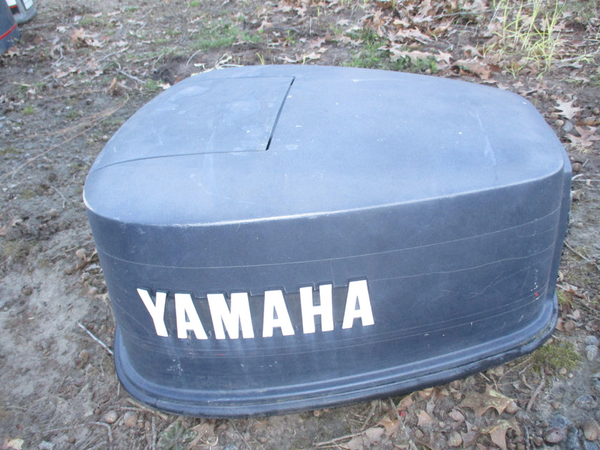 Yamaha 115hp precision blend outboard top cowling | Strouds Marine