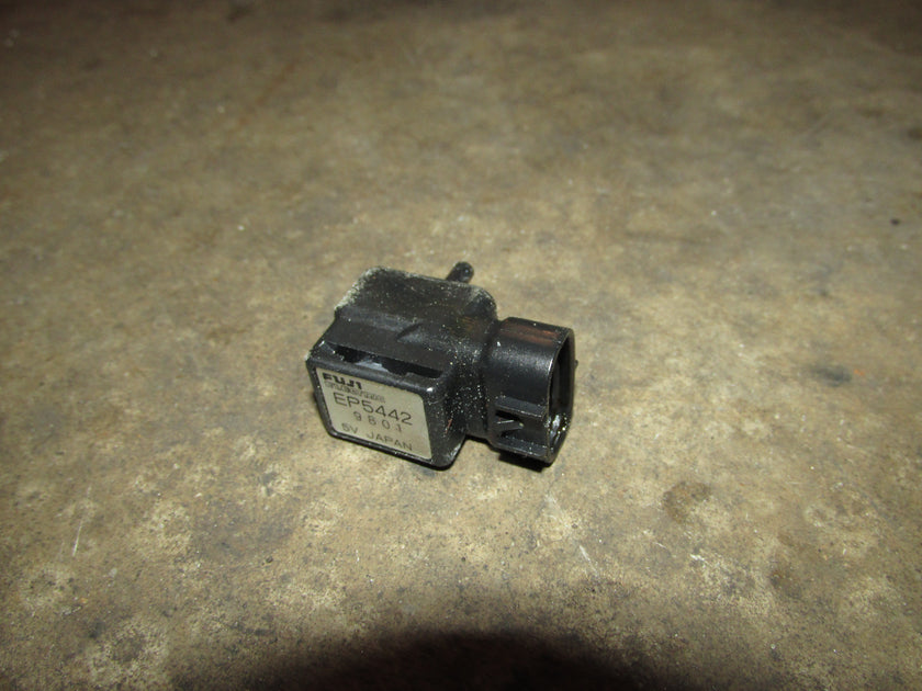 Suzuki DT140 outboard map sensor (18590-94600) | Strouds Marine