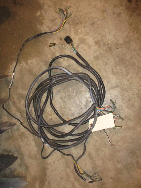 Suzuki outboard 24' round black plug style rigging harness | Strouds Marine