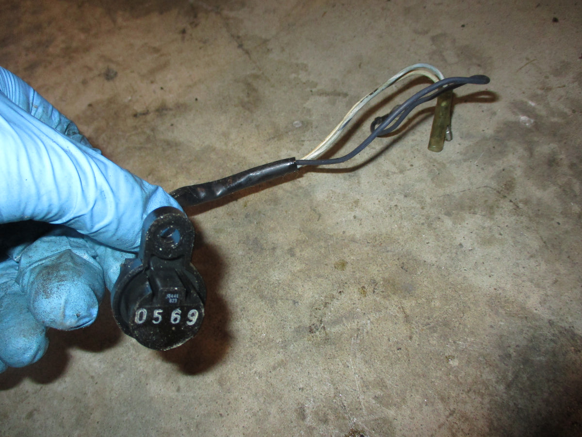 Mercury EFI 200hp 2 stroke outboard oil sensor | Strouds Marine