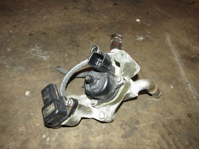 Yamaha 225hp 4 stroke outboard control valve / IAC valve (68V-1312A-00 ...
