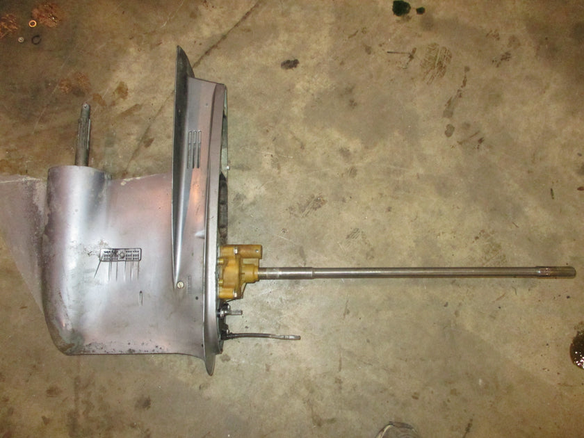 Yamaha 225hp 2.6L 2 stroke Precision Blend outboard 25" lower unit ...